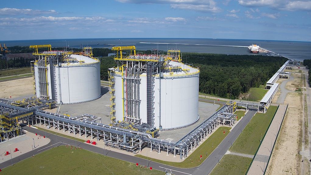 LNG terminals in Central Europe: importance and operation | Institute ...